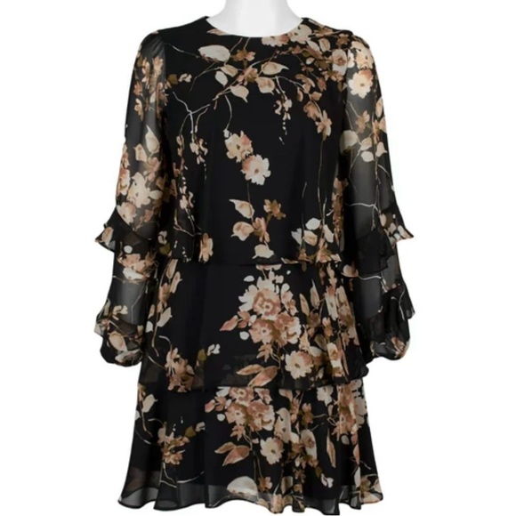 Taylor | Dresses | Floral Taylor Dress | Poshmark